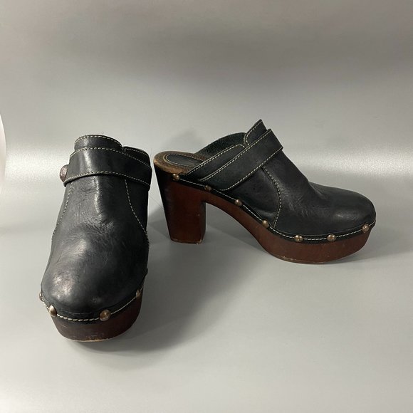 Sbicca | Shoes | Sbicca Vintage Collection Wood Platform Clogs Studs ...